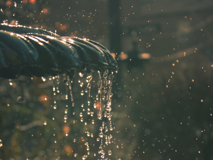 Free download | HD PNG fountain spray drops water light glare 4k ...