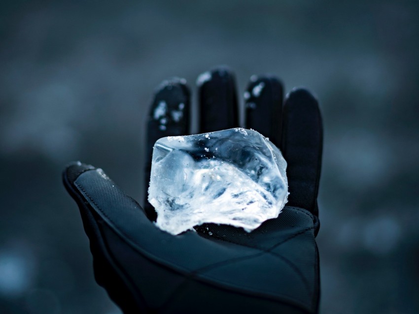Free download | HD PNG ice hand glove winter blur 4k wallpaper | TOPpng