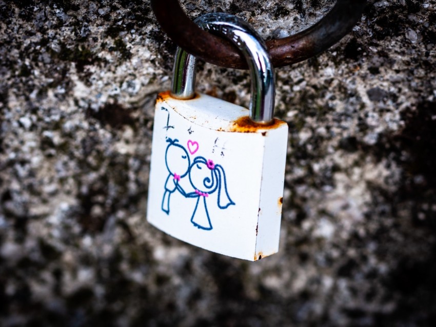 Free download | HD PNG lock love rust feelings iron 4k wallpaper | TOPpng