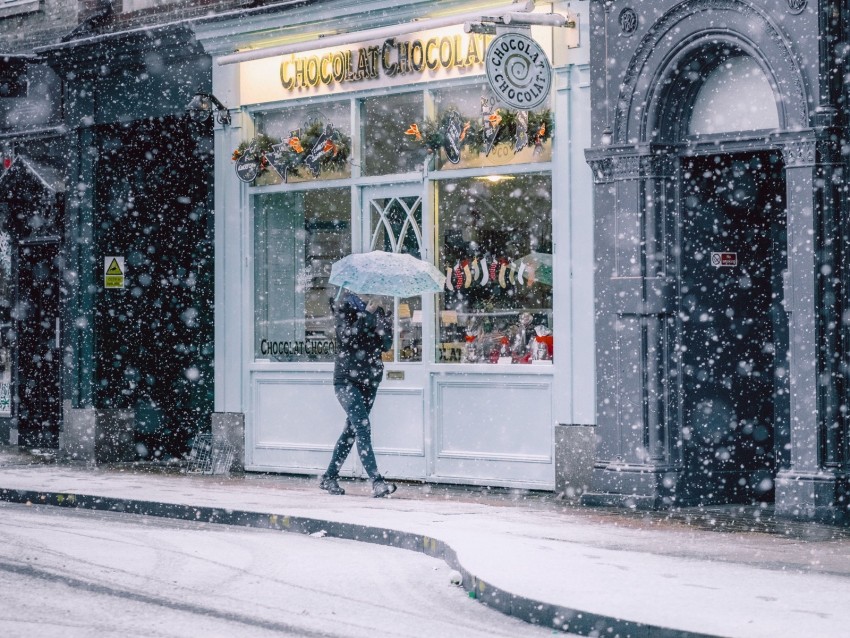 Free download | HD PNG snowfall man buildings street walk 4k wallpaper ...