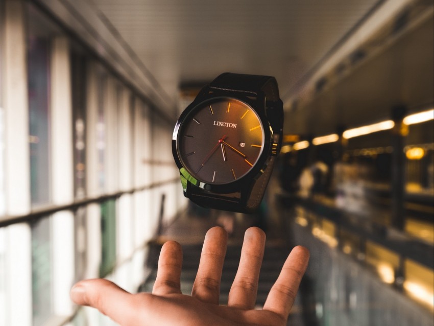Free download | HD PNG watches hand levitation toss 4k wallpaper | TOPpng